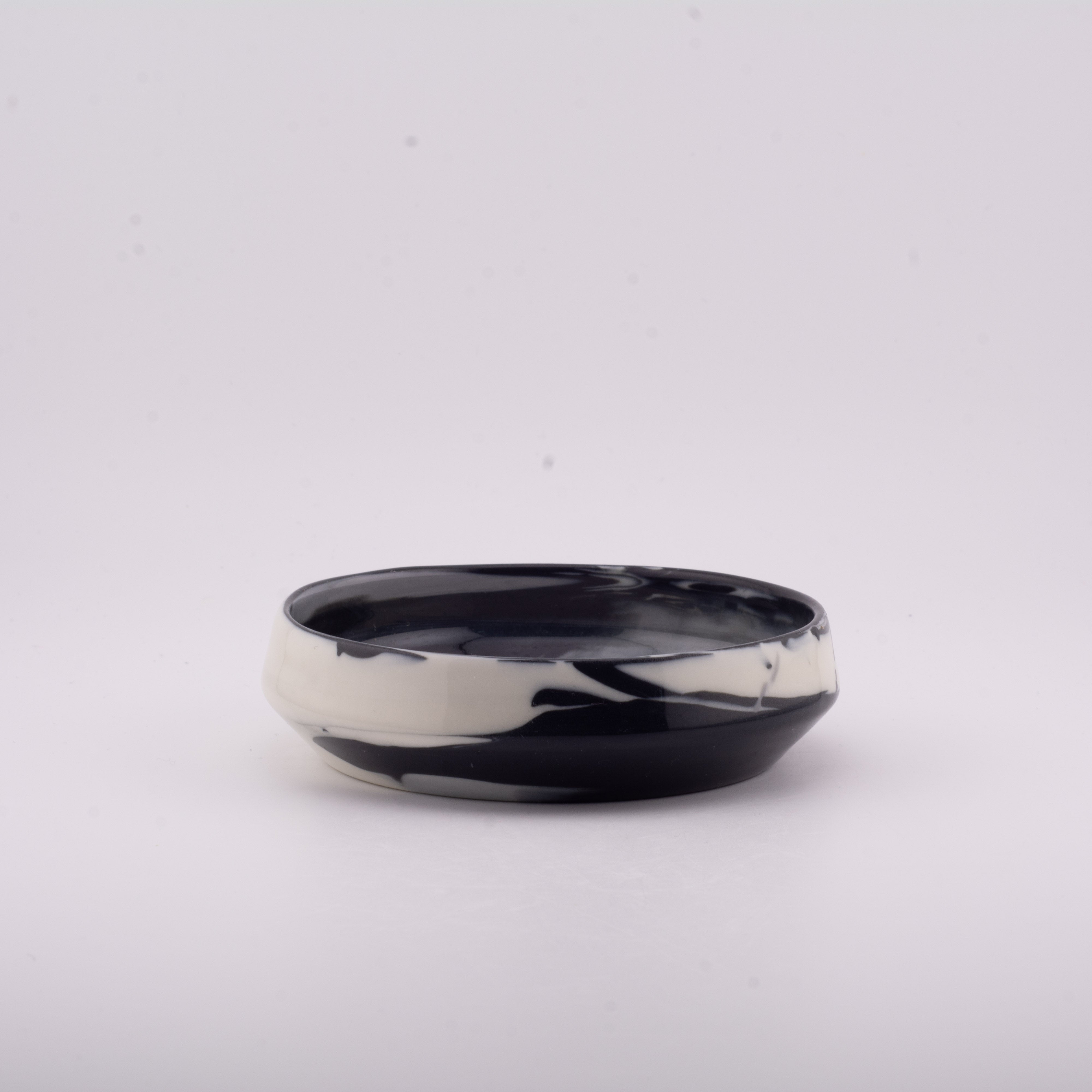 Dripp Plate T | Handmade Ceramic Plate – MK STUDIO