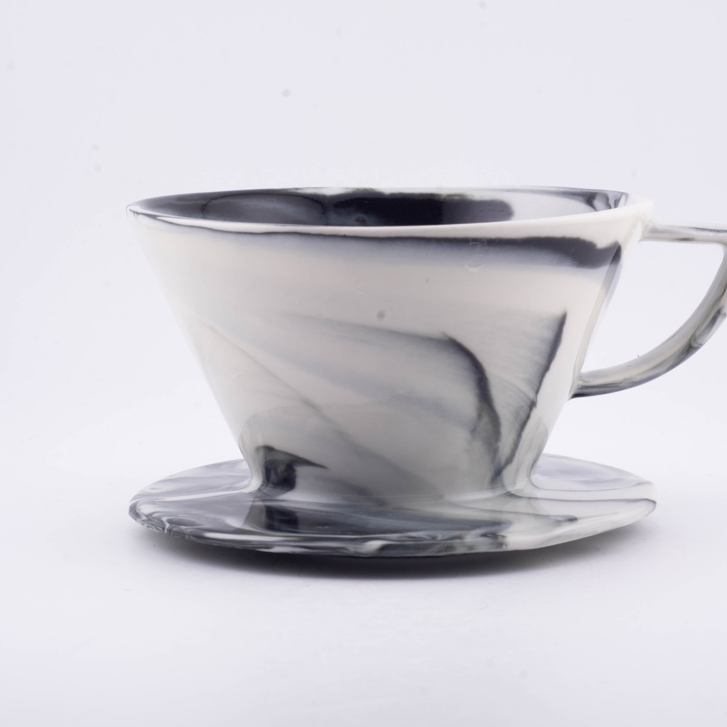 MK Drippers | Handcrafted Porcelain Coffee Drippers – MK STUDIO